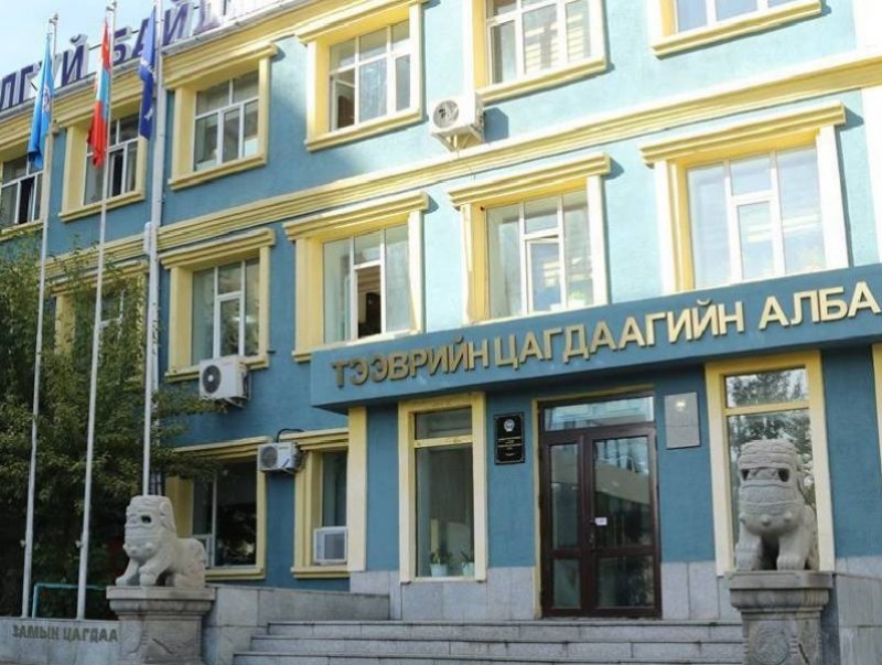 ТЦА 10 хүртэлх насны хүүхдүүдийг мотоциклын арын суудалд тэвэрлэхийг